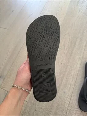 Ipanema | Shoes | Ipanema Black Womens Flip Flops | Poshmark